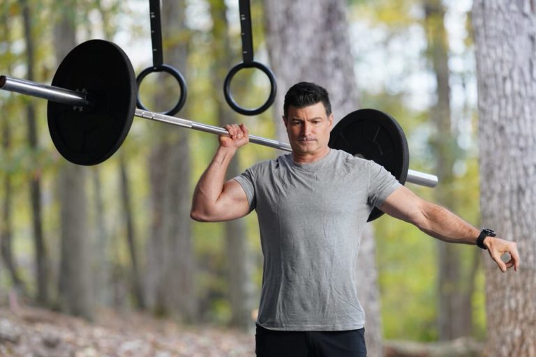 The One-Arm Barbell Press - Strength.University